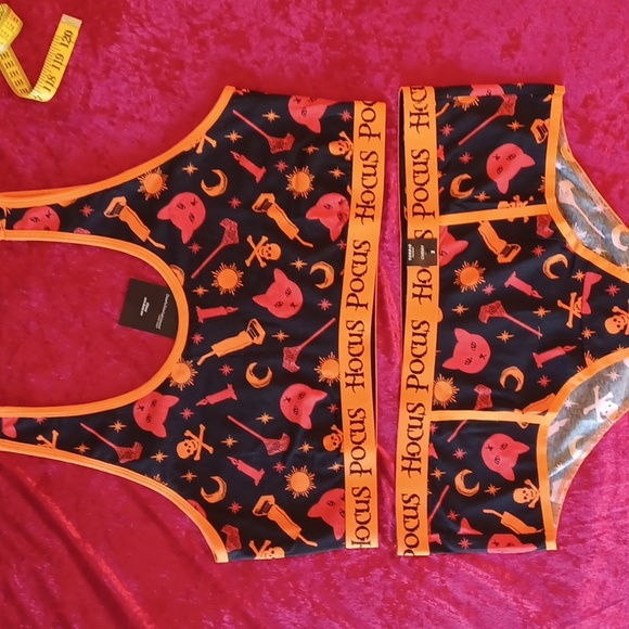 torrid | Intimates & Sleepwear | Nwt Torrid 2x Sport Bra 3x Cheeky ...